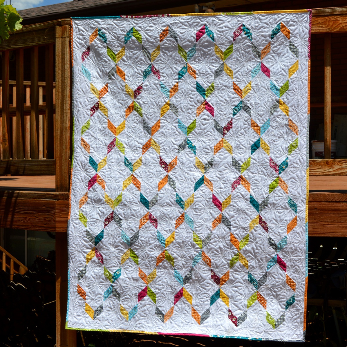 Happy Quilting: Streamers Quilt - Quilted Living Blog Hop