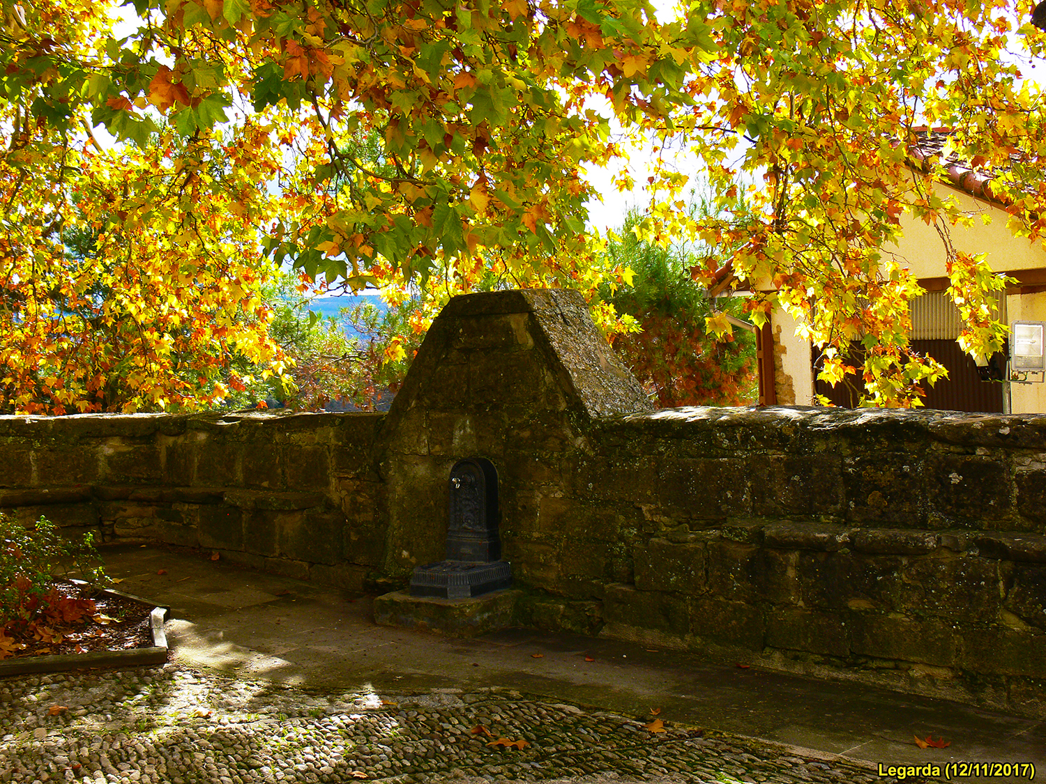 Navarra de la A a la Z ... (en moto): Legarda - Legaria