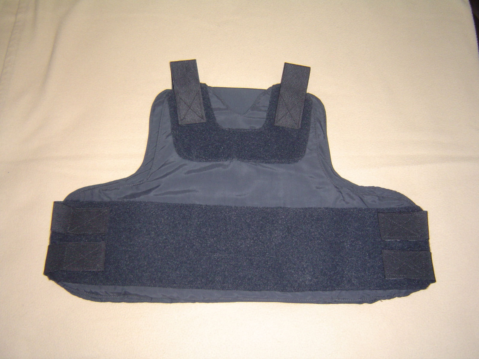 Webbingbabel: Paraclete PPE Concealable Armor Carrier