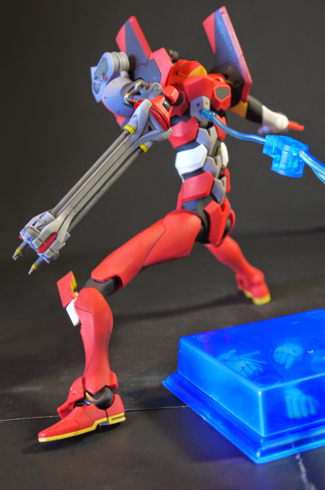 Mechs Without Skirts: Kotobukiya 1/400 Evangelion unit 02(beta)