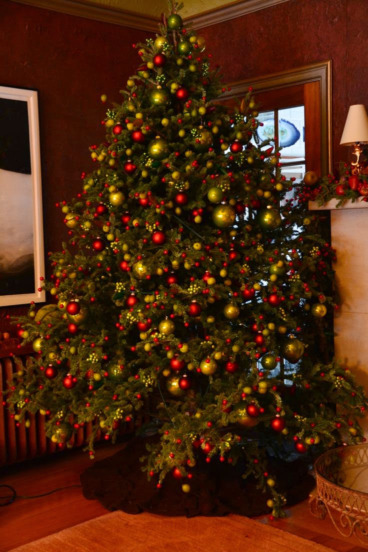 RETRO KIMMER'S BLOG: 8 GORGEOUS CHRISTMAS TREES 2014