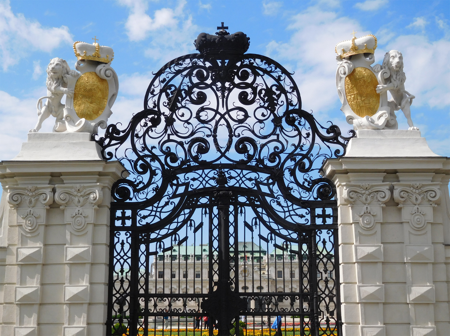 Vreni's Vienna Daily Photo: Majestic Gate
