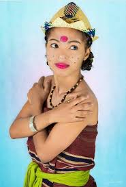 LE LAMBA: UNE TENUE OU VETEMENT TRADITIONNEL MALGACHE