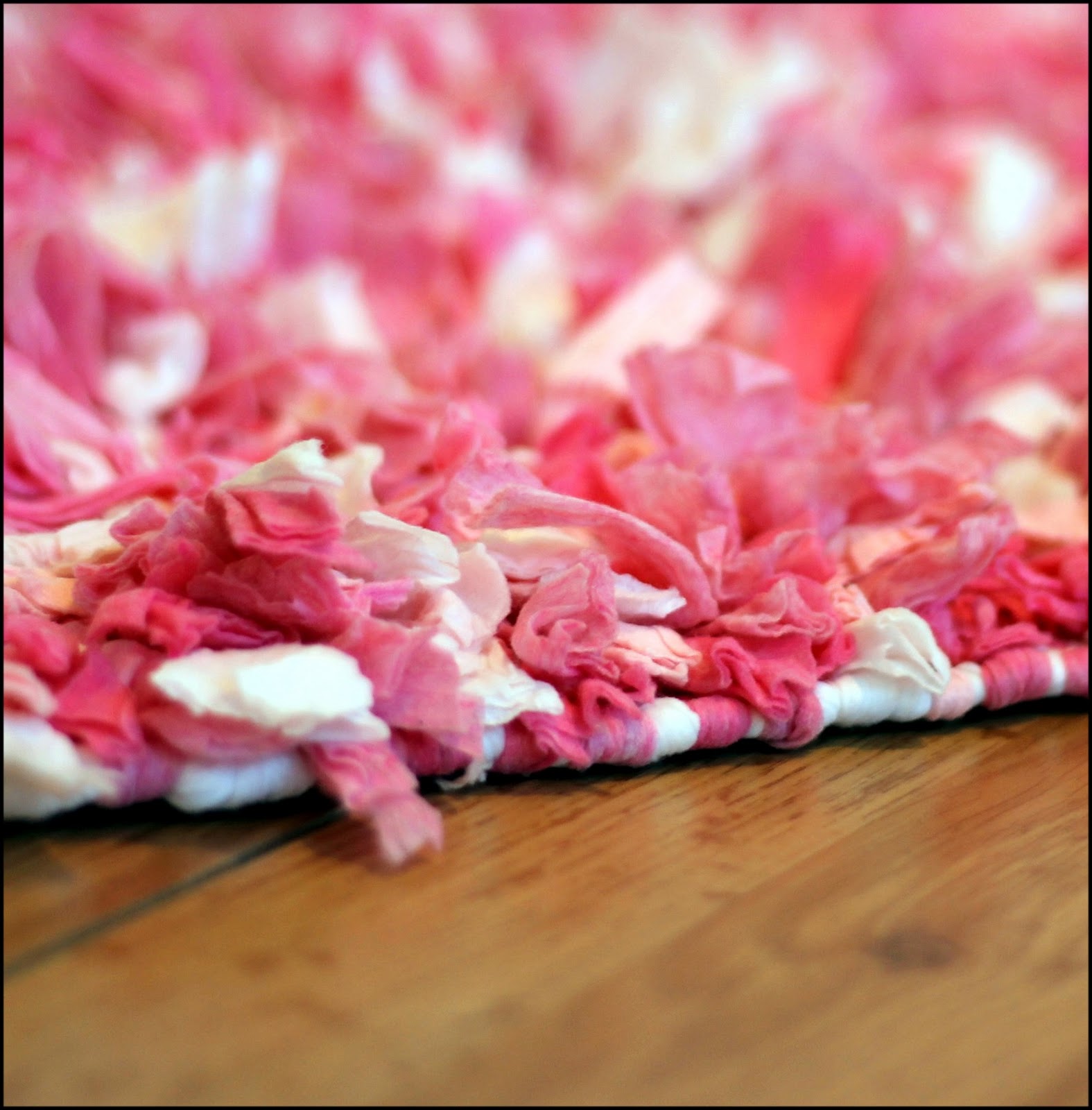 Scatter Sunshine: Photo Prop- Cute Rug- nice price