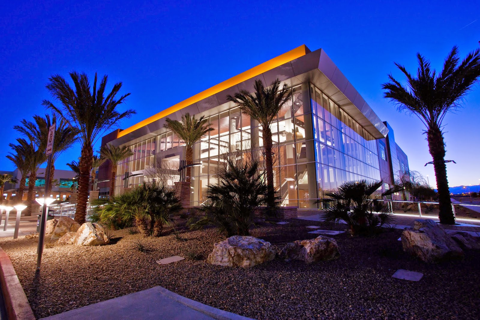 HENRI'S "BLOG ZONE": DDP/LEDs Emerge Lighting by Architectural ...