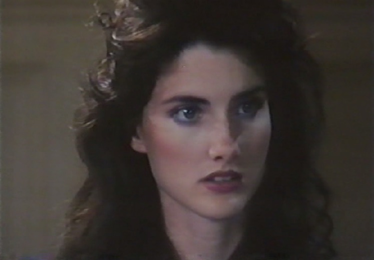 The Bloody Pit of Horror: Kamillions (1990)