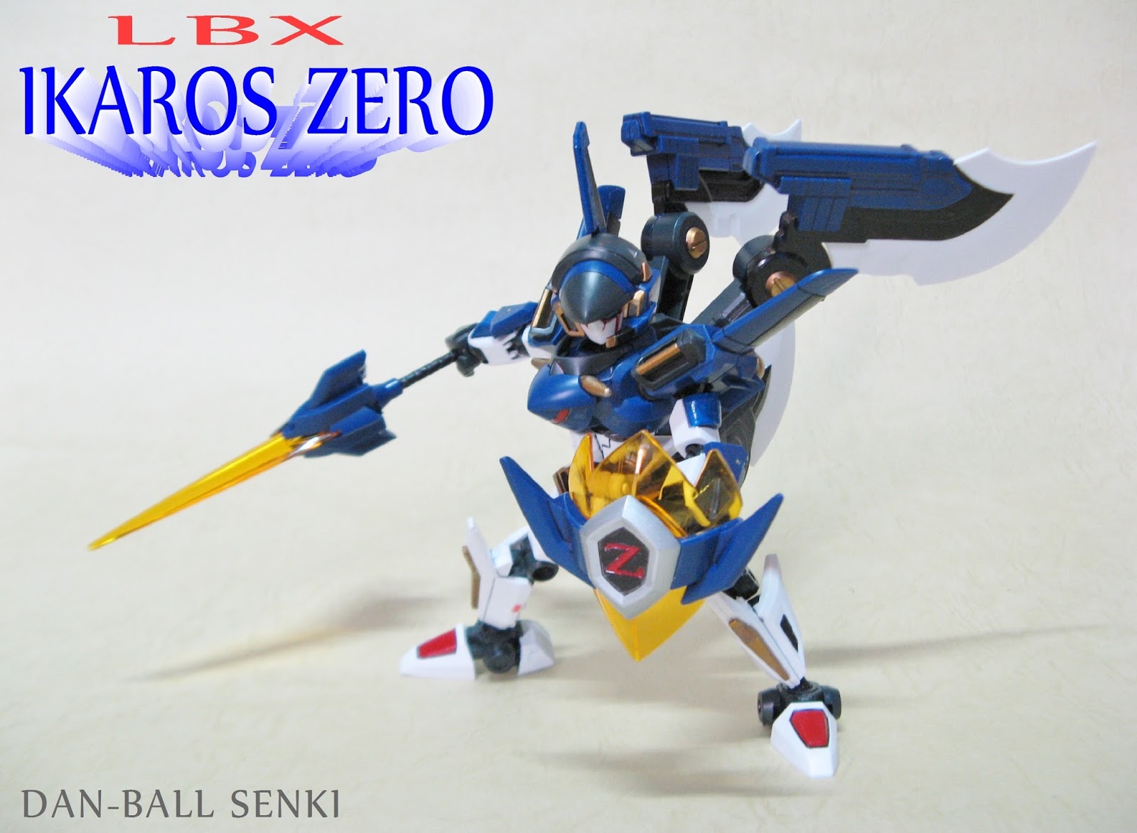 "Dan-Ball Senki "紙箱戰機W LBX 1 : 1 IKARO ZERO伊卡洛斯零式