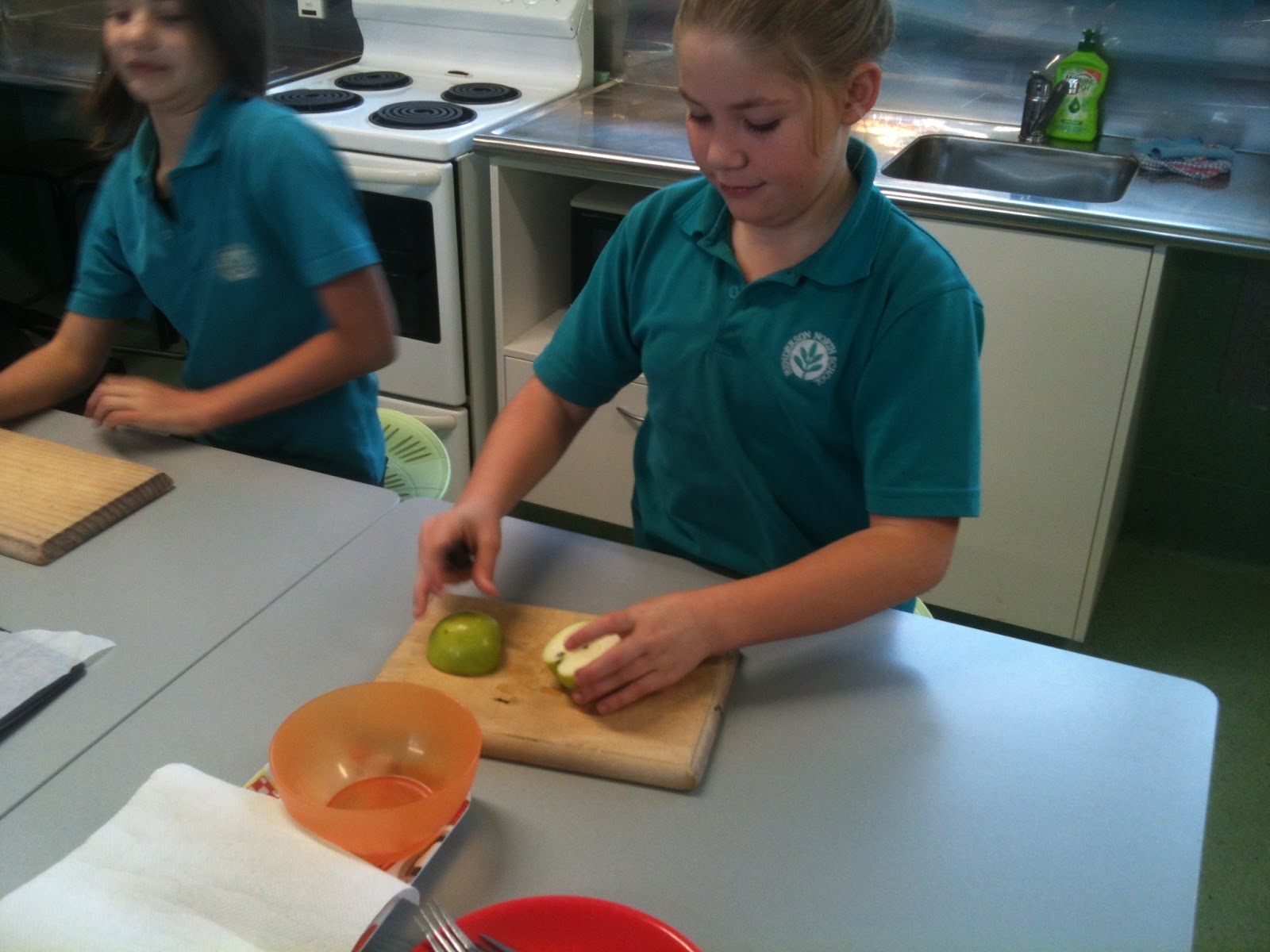 Room 1, Henderson North School: Year 6s visit Henderson Intermediate School