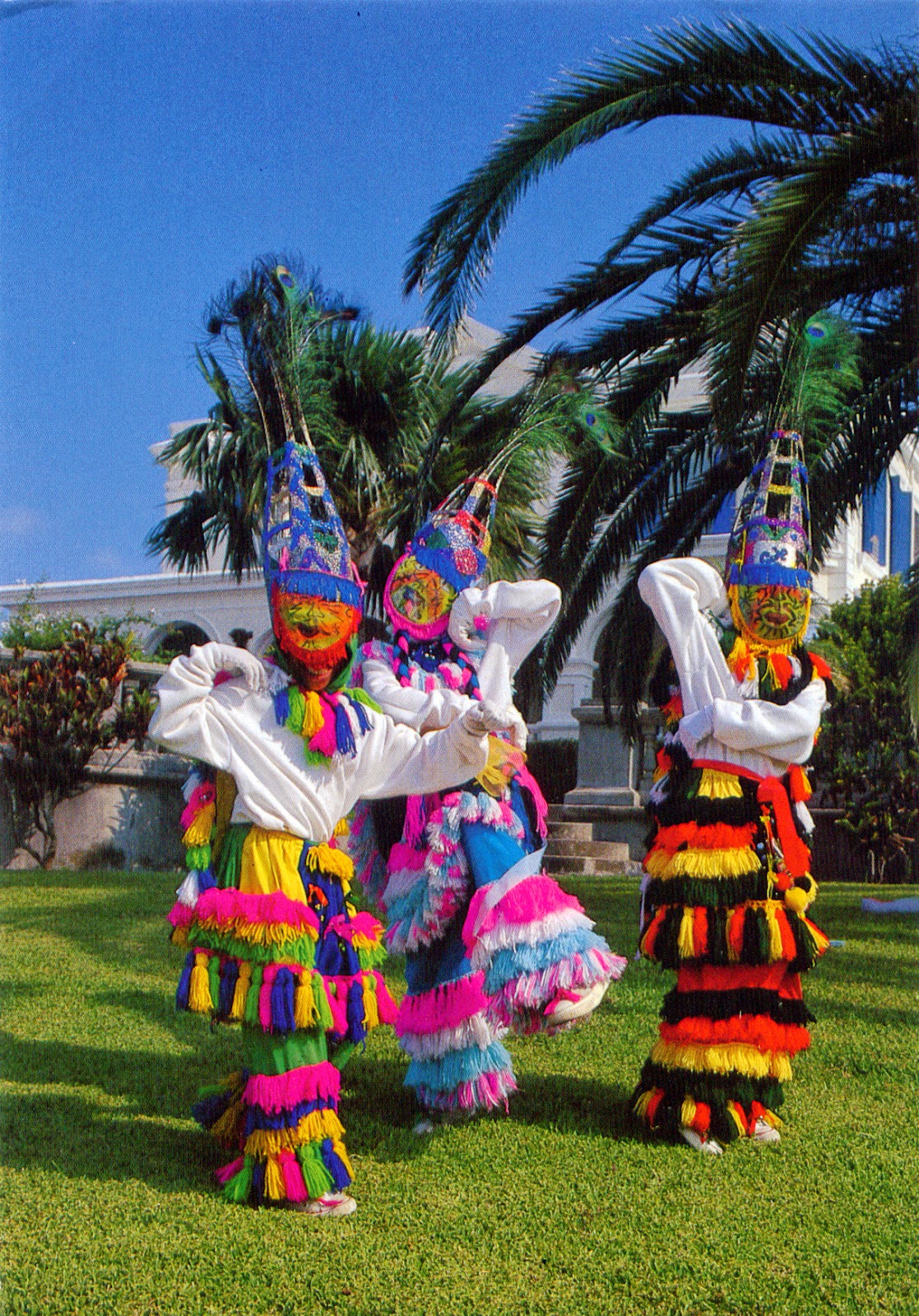 WORLD, COME TO MY HOME!: 1085 UNITED KINGDOM (Bermuda) - Gombeys