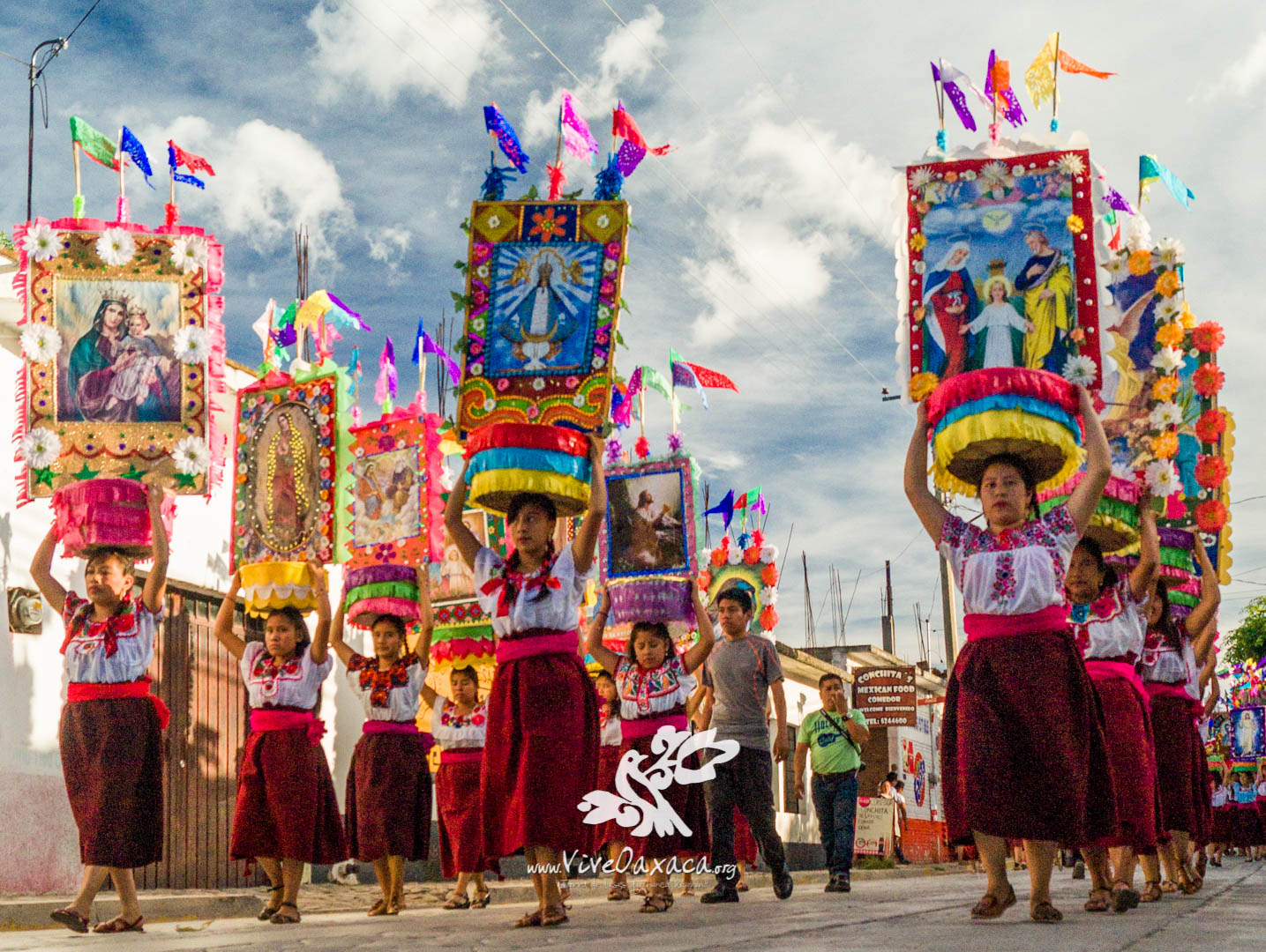 Programa de Actividades 2018 de la Fiesta Anual de Teotitlán del Valle ...