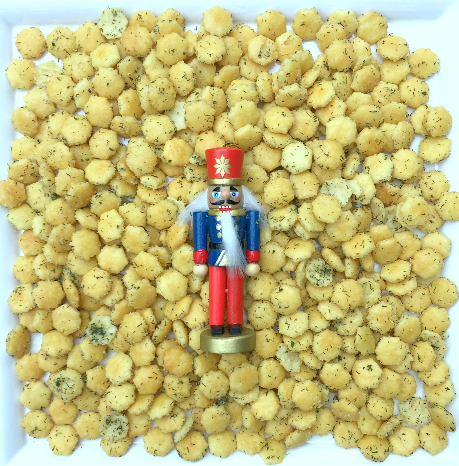 Jac o' lyn Murphy: You'll go Nuts for these Christmas Crackers