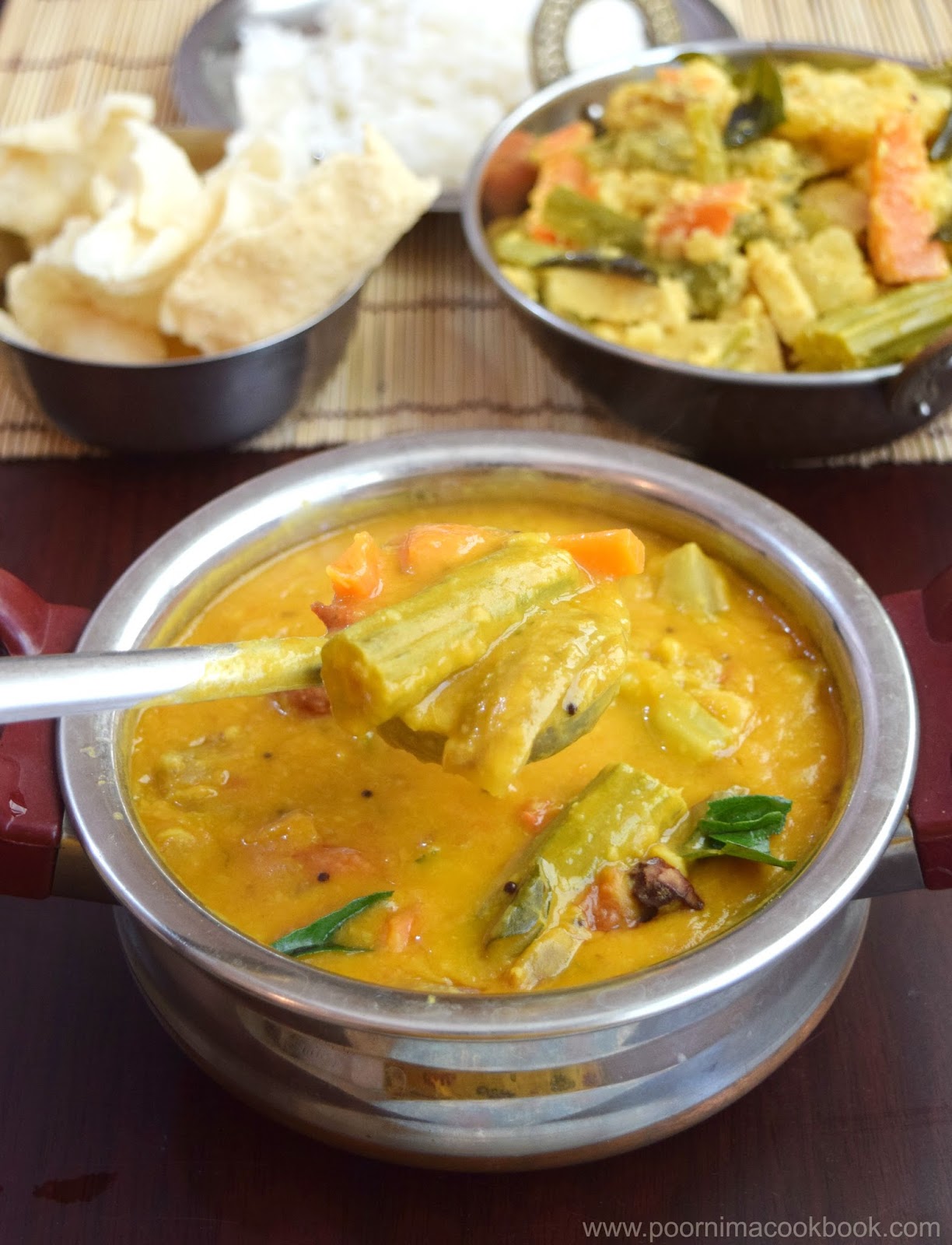 Poornima's Cook Book: Sambar / Mixed Vegetable Sambar - Tamilnadu Style
