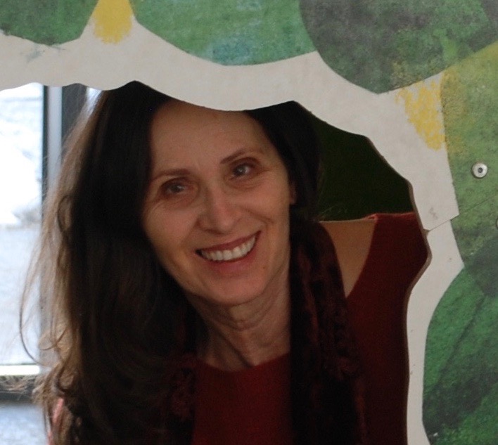 Librarian's Quest: The More The Merrier + A Guest Author Post