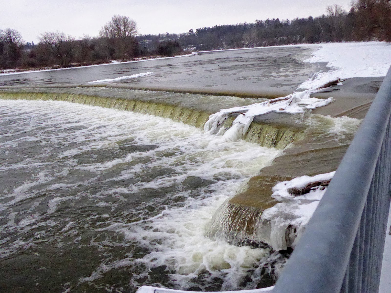 @thetravellingpickups: February 2017