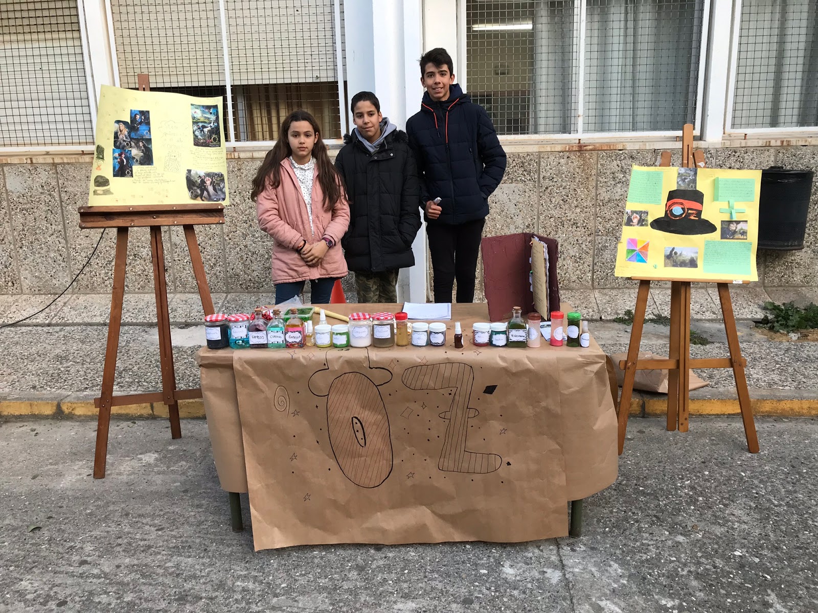 Con letras: III FERIA DE MAGIA EN EL IES JOSÉ CADALSO