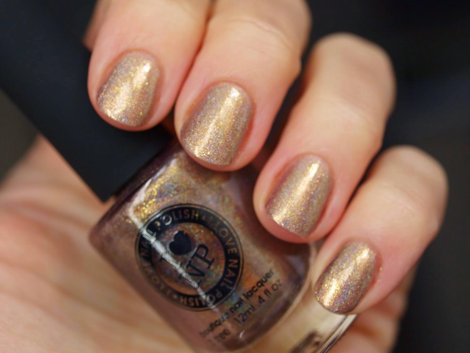 Sushiwynn's nails: I Love Iconic Nail Polish