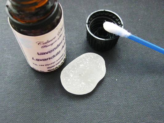 Handmade by Amo'r, Ireland: How to Clean Seaglass and Beach Worn Pottery