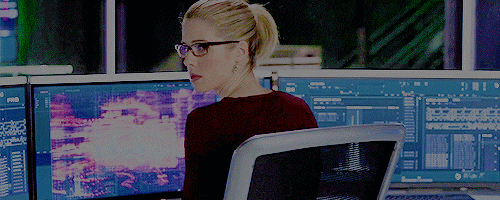 ARROW - "Come nasce un mostro" Recensione "Kapiushon" (5x17) | Lost In ...