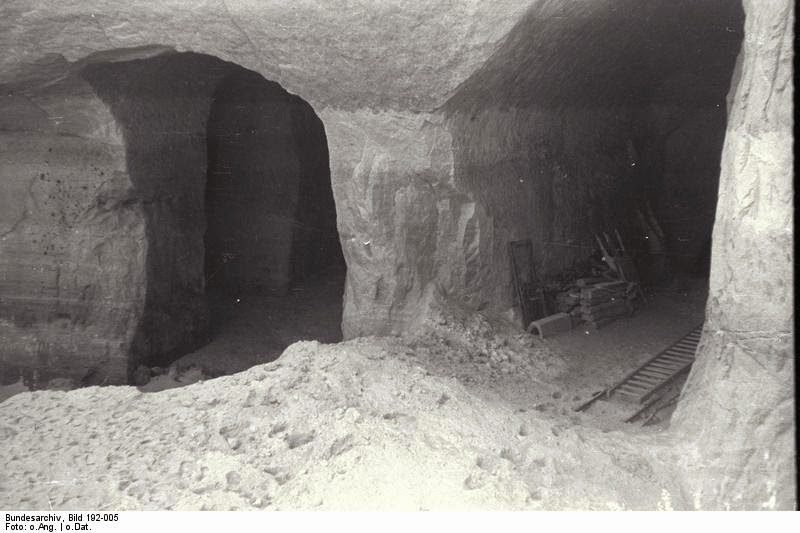 World War II in Pictures: Hans Kammler and German Nukes