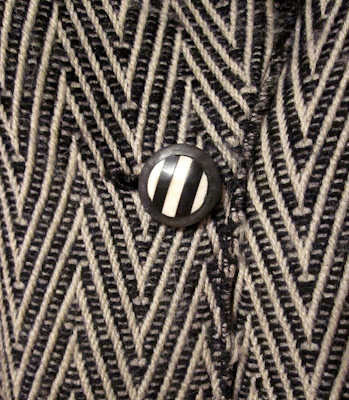 Idiosyncratic Fashionistas: Buttons, Buttons, Who's Got the Tender Buttons