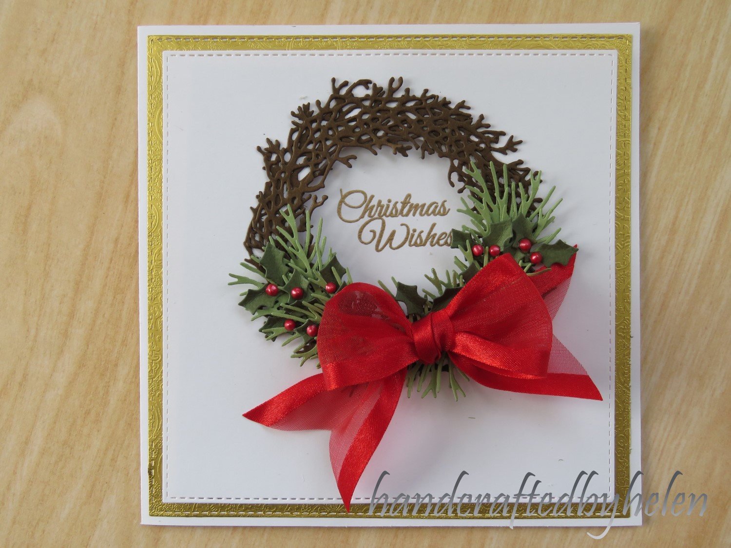 Handcrafted by Helen: Christmas Wreath Card