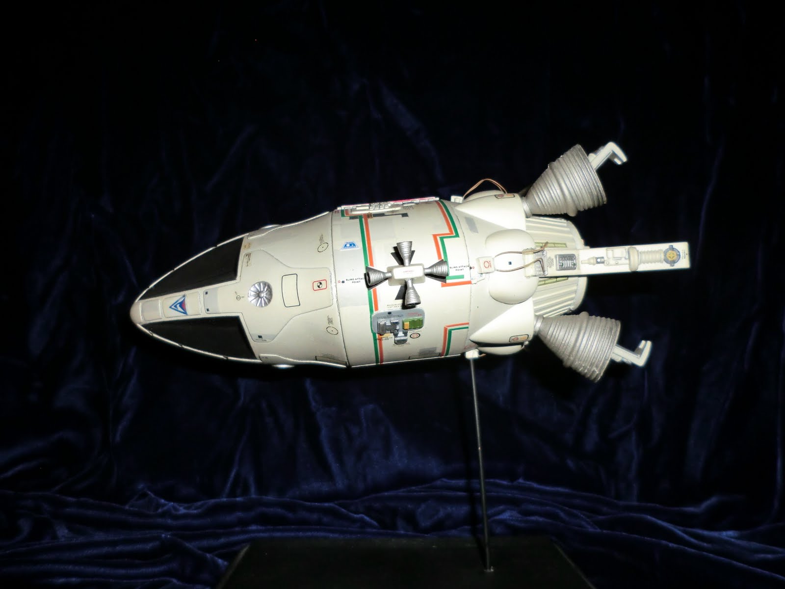 rca: Space:1999 Ultra Probe Command Module 2