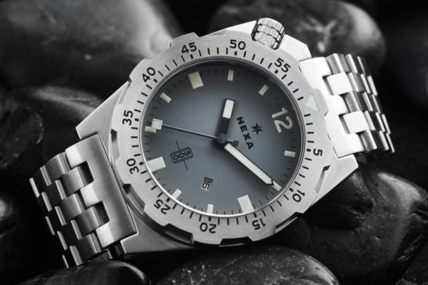 OceanicTime: HEXA Q500