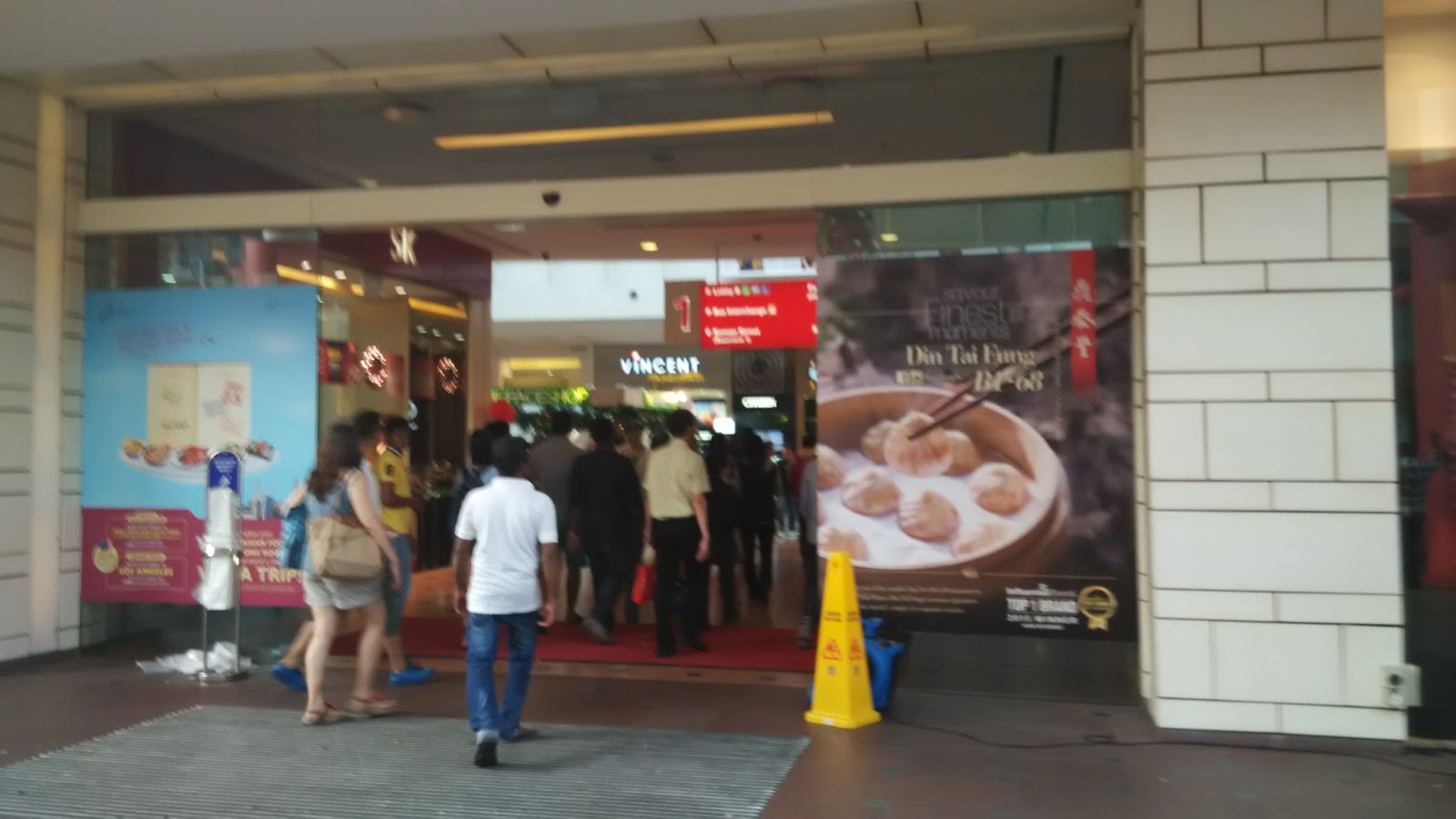 Our Journey : Singapore Boon Lay MRT - Jurong Point Mall