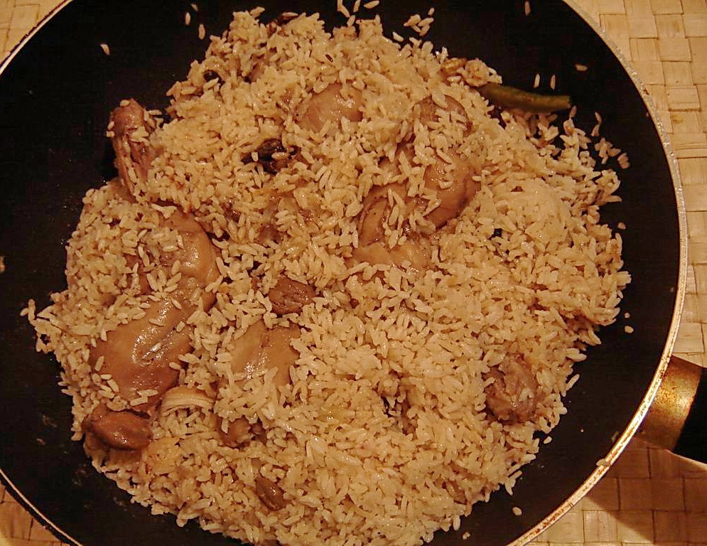 Rummana's Kitchen: Murag Polao (Chicken Polao)