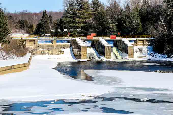 East Gwillimbury CameraGirl: Talbot Lock