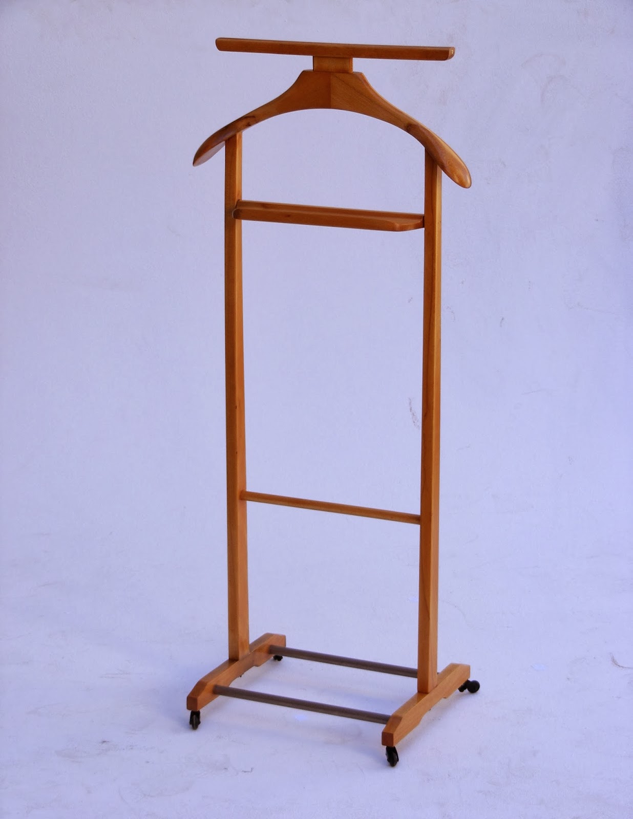 VAMP FURNITURE: This weeks new furniture stock at Vamp - 29 November 2013