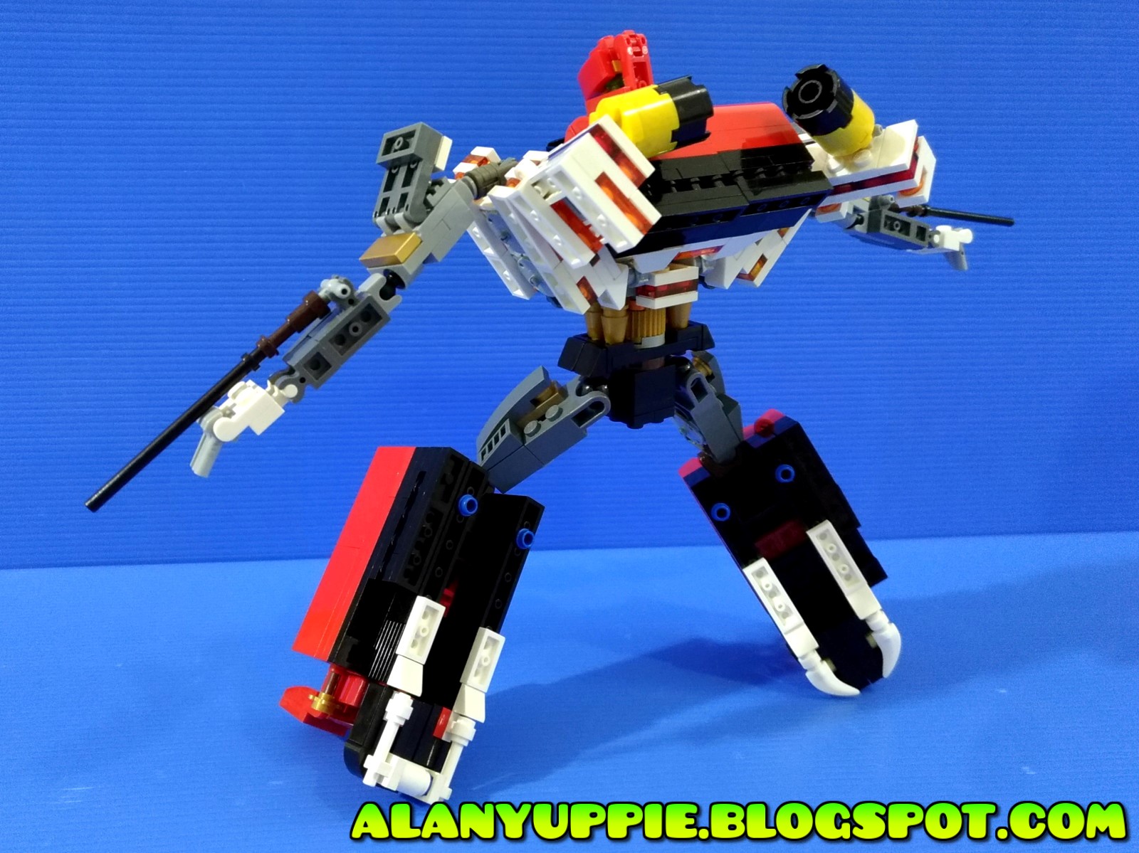 Alanyuppie's LEGO Transformers: (Updated with video) LEGO Transformer ...