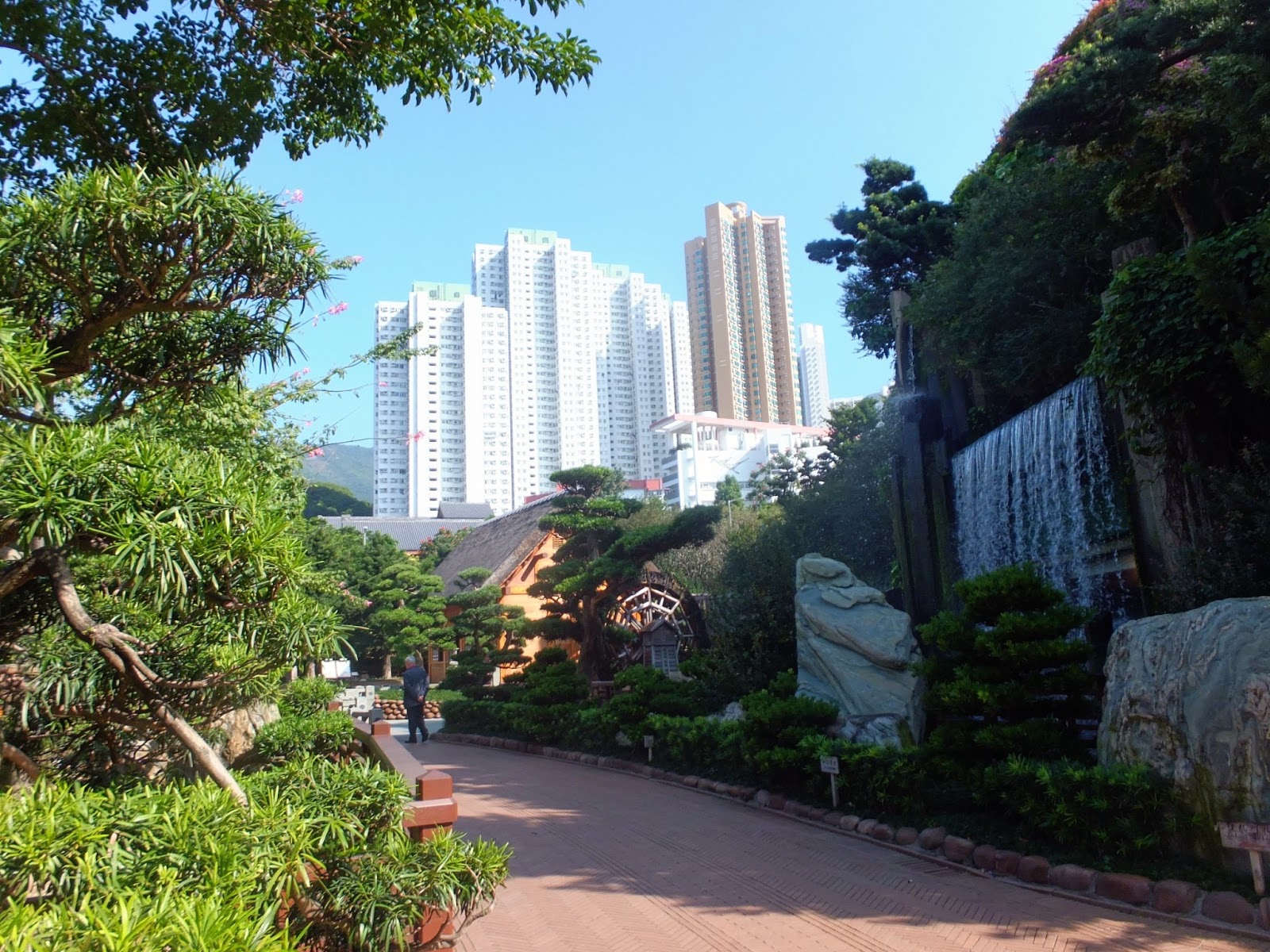 27 Thousand Waves: Day 14 - Hong Kong, China