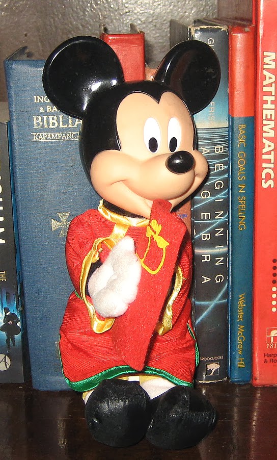 Percy's Fast Food Toy Stories : Mickey Mouse Chinese New Year - McD