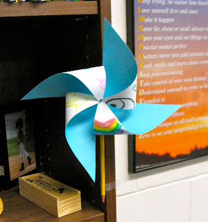 Cachey Mama's World of Learning: Tutorial Tuesday: Pinwheels for Peace
