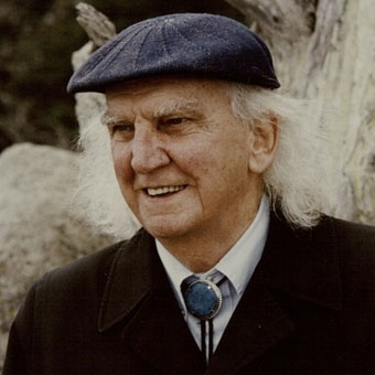 teoria general de sistemas: KENNETH E. BOULDING