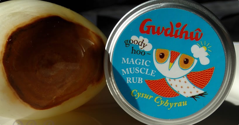 Quick review: Gwdihw Magic Muscle Rub - DB Reviews - UK Lifestyle Blog