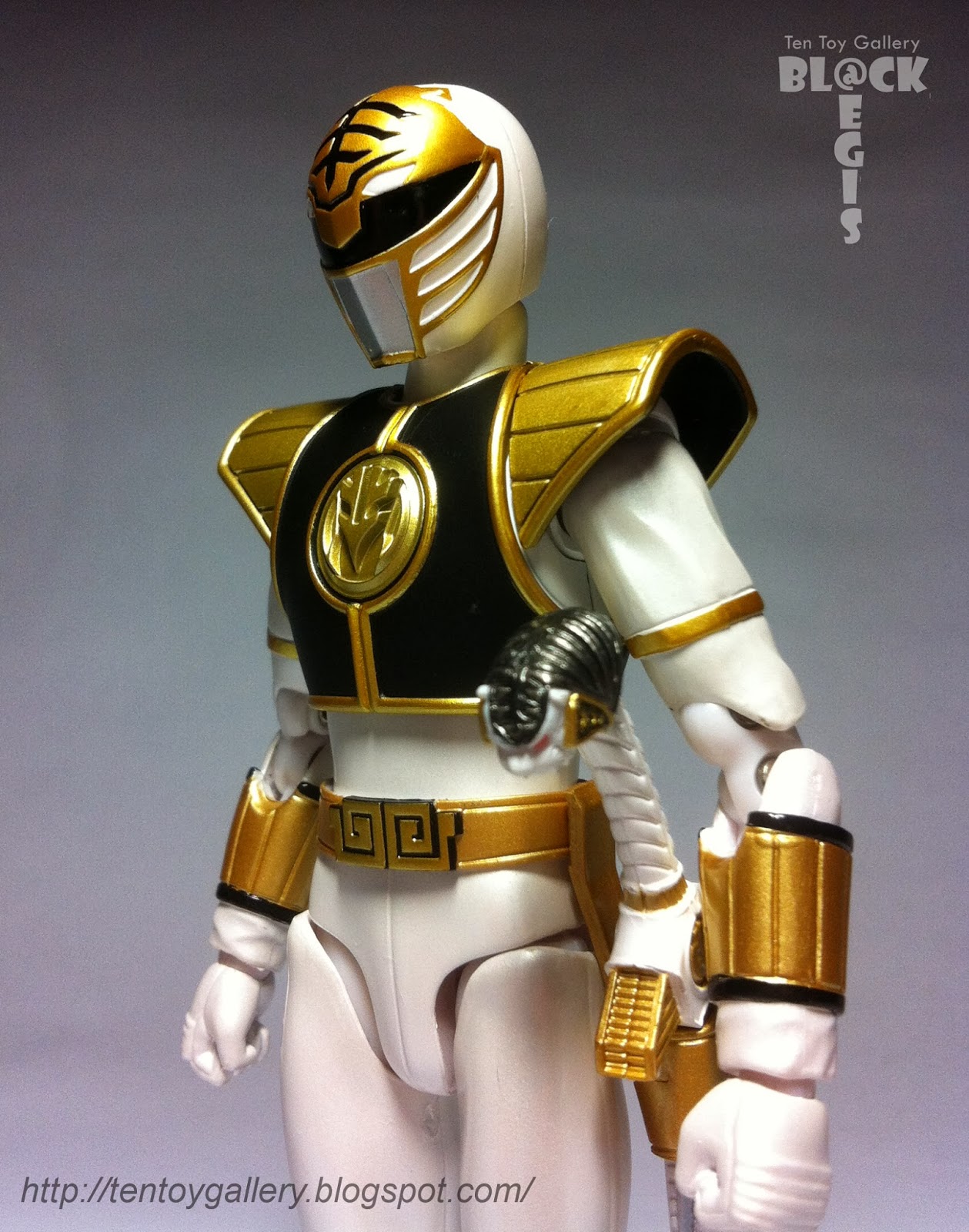 Ten Toy Gallery: Review: S.H.Figuarts Kiba Ranger
