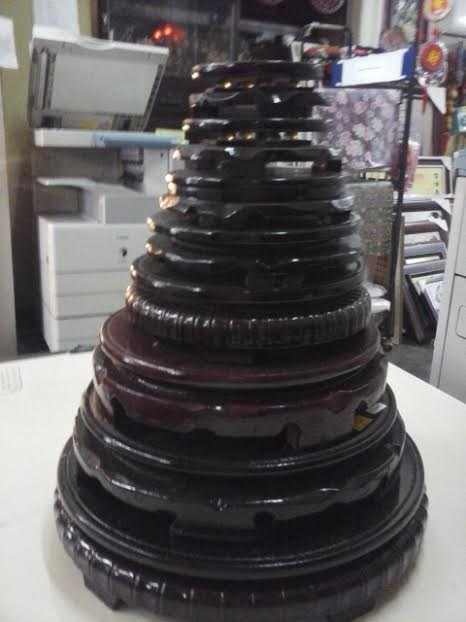 galleria pinggan lama: DISPLAY STAND