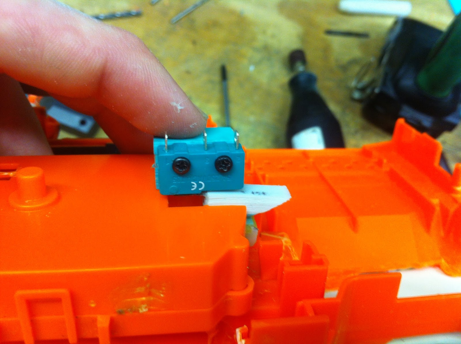 The Dart Zone: Brushless Inrunner AR Cage Continued, and Project T17