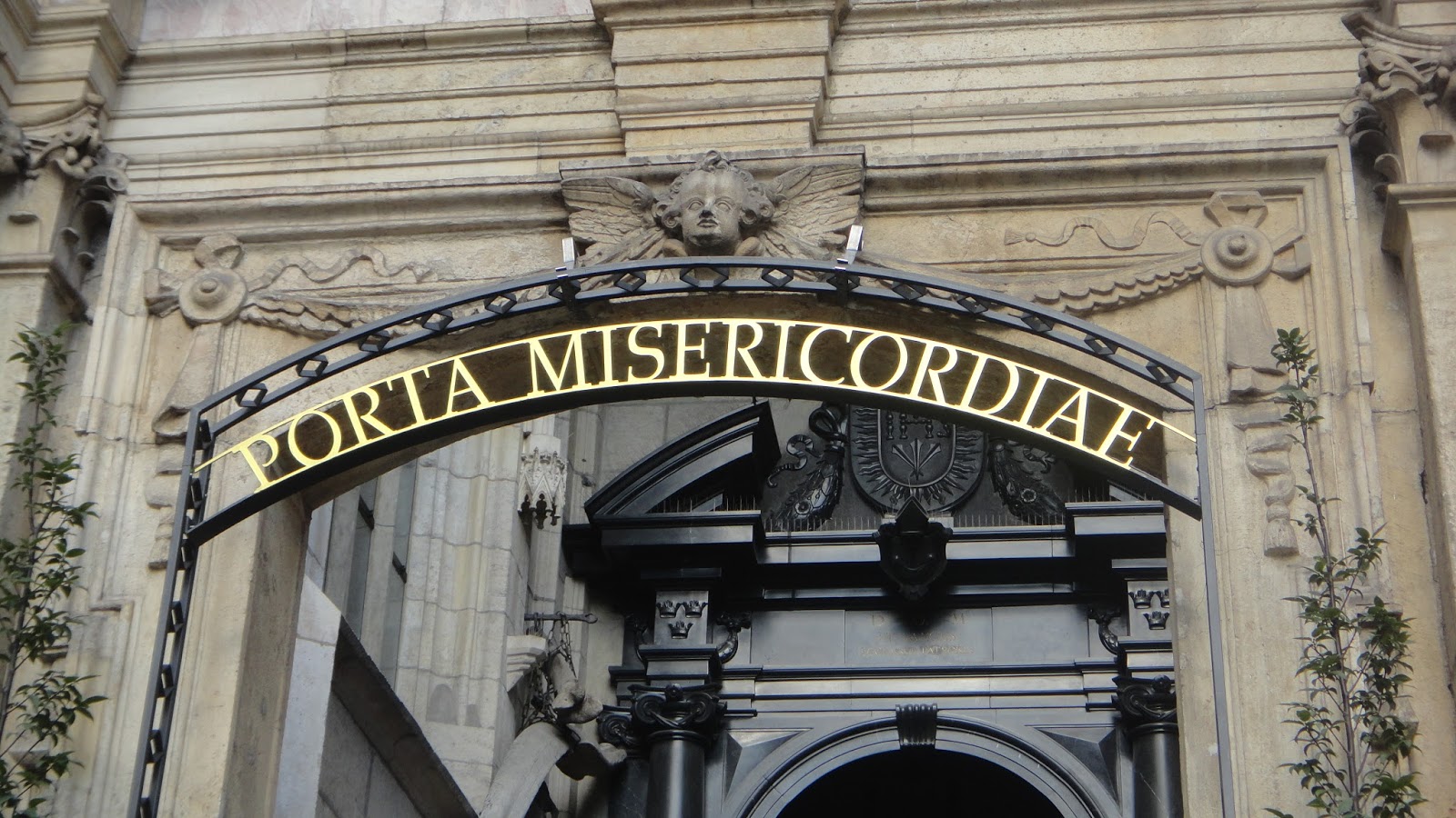 A importância de passar pela Porta Santa