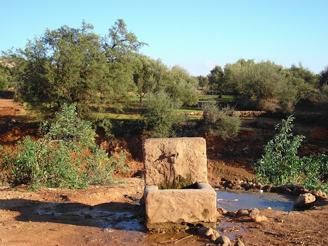 la région de Haha à vélo: La Route entre Smimou et Ida Ouza
