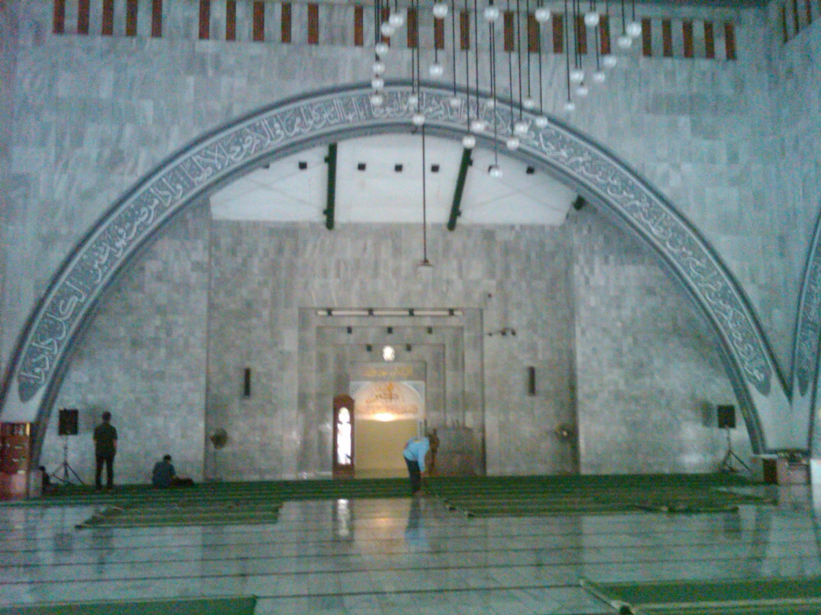 ANEKA INFO ISLAM: MASJID KAMPUS UI / UKUWAH ISLAMIYAH DEPOK