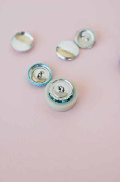 all things simple: fabric-covered buttons tutorial