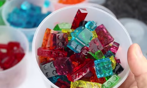 Learn How To Make Deliciously LEGO Gummy Candies - Handy DIY