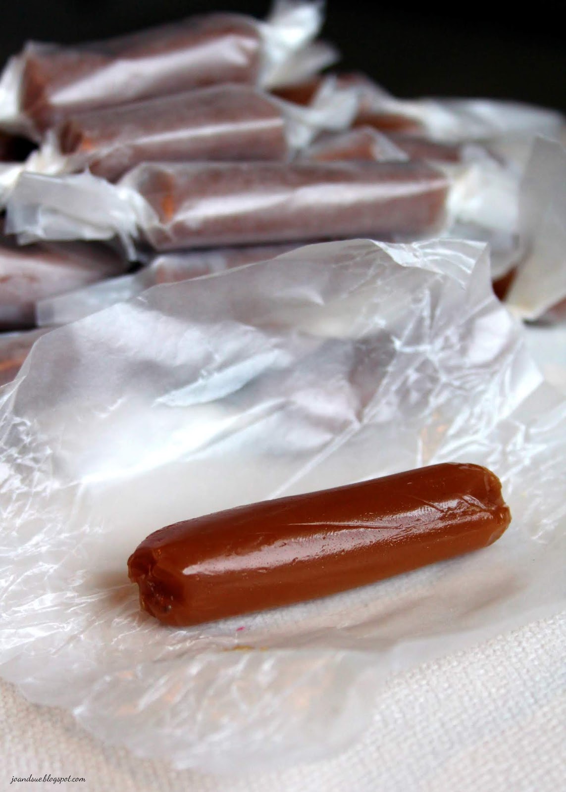 Jo and Sue: Reindeer Candy