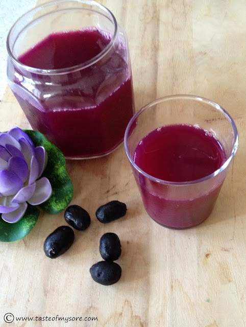 Taste of Mysore: Nerale Hannu/ Indian Blackberry Juice