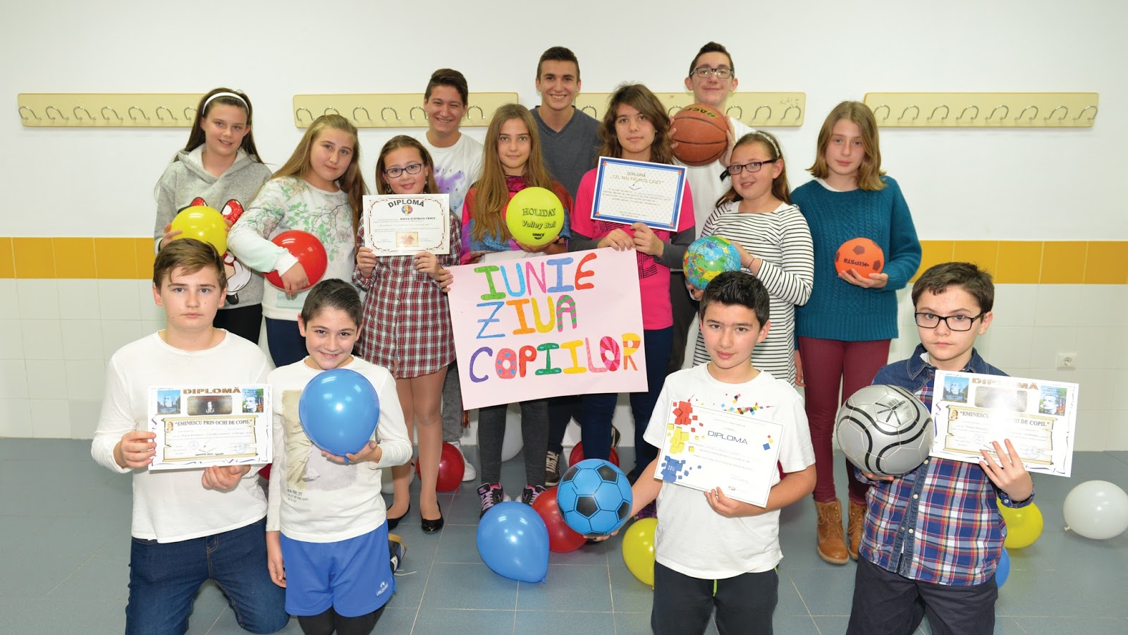 Revista cursului LCCR Villarrobledo : 1 Iunie-Ziua Copiilor La multi ...