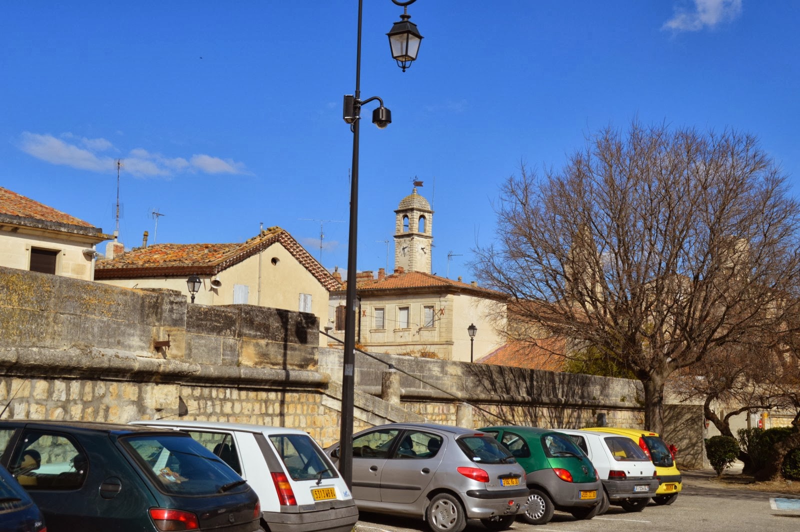 La Photographie au Club des Aînés d'Aramon: Aramon vue générale et ses ...