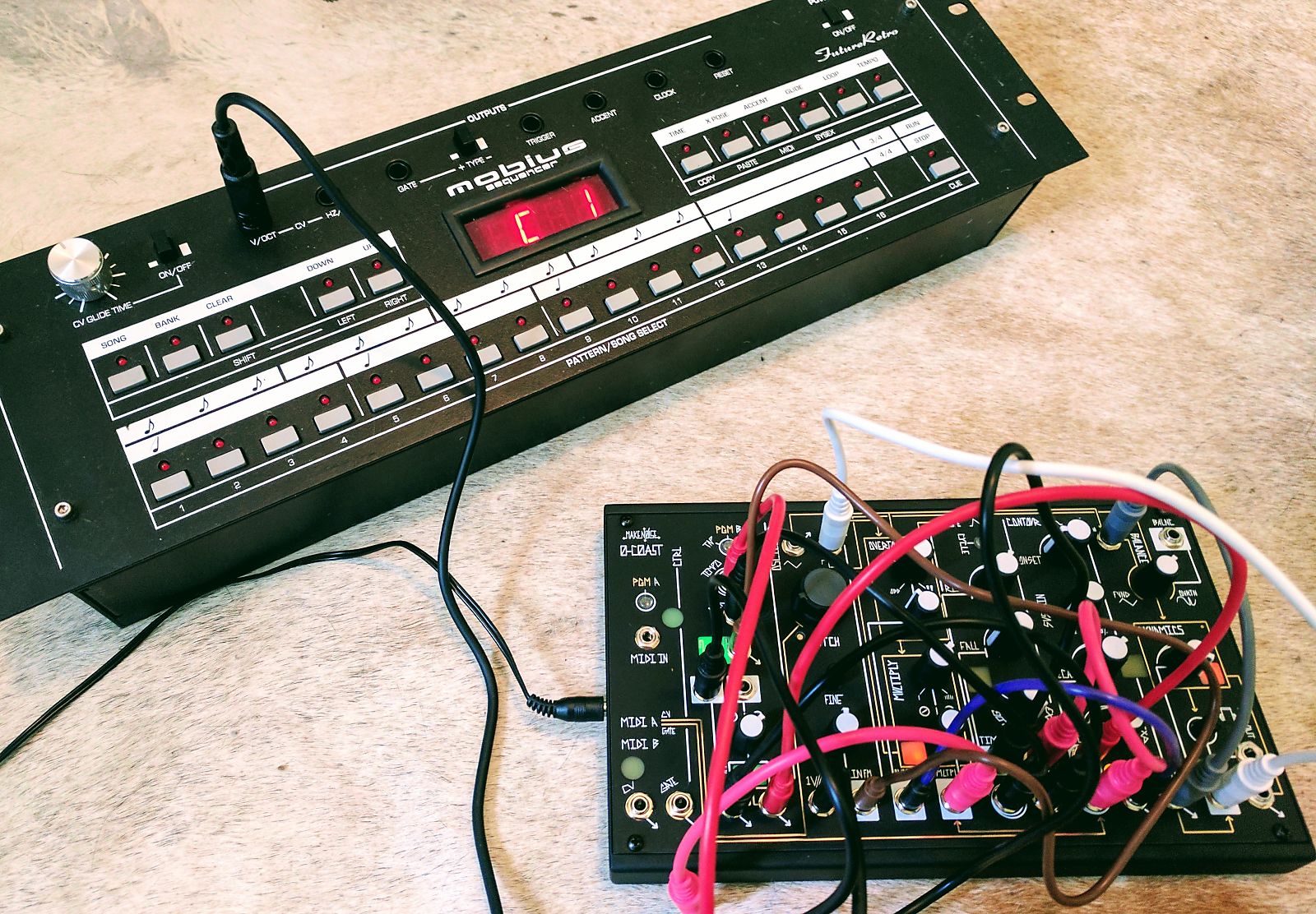 MATRIXSYNTH: Future Retro Mobius Sequencer